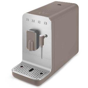 SMEG, kaffemaskin BCC02 taupe - Tilbords.no
